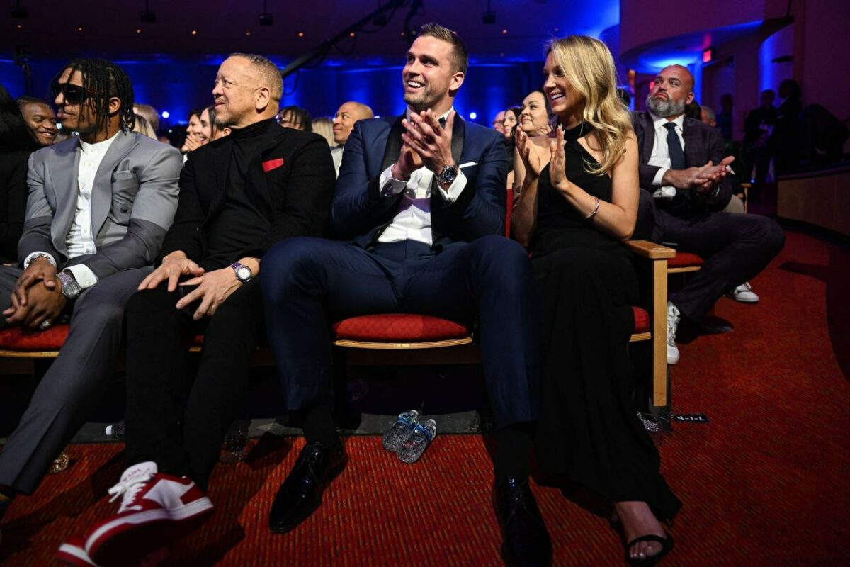 Who is Sam Hubbard Wife ? Is he really married! [Genuine Information]