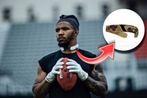 What Are The NFL Players Wearing On Their Necks?
